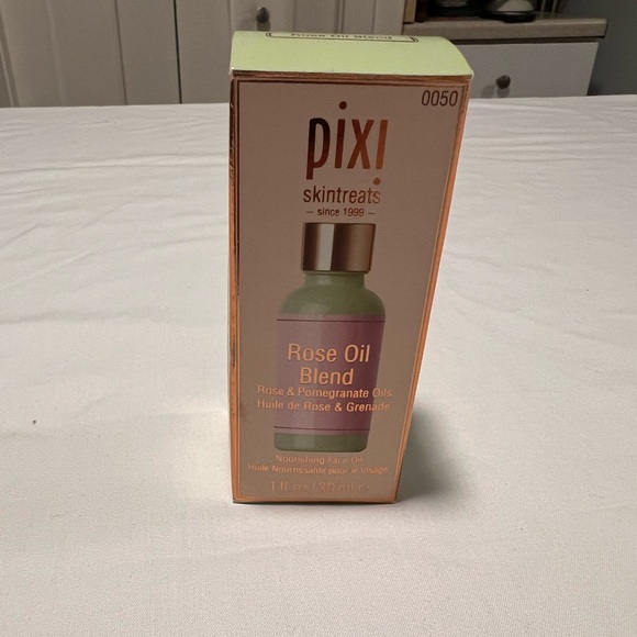 Pixi | Skincare | Pixi Rose Oil Blend With Green And Gold Packaging ...